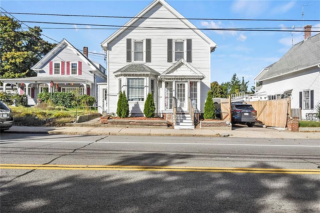 997 Park Ave, Woonsocket, RI 02895 | Zillow
