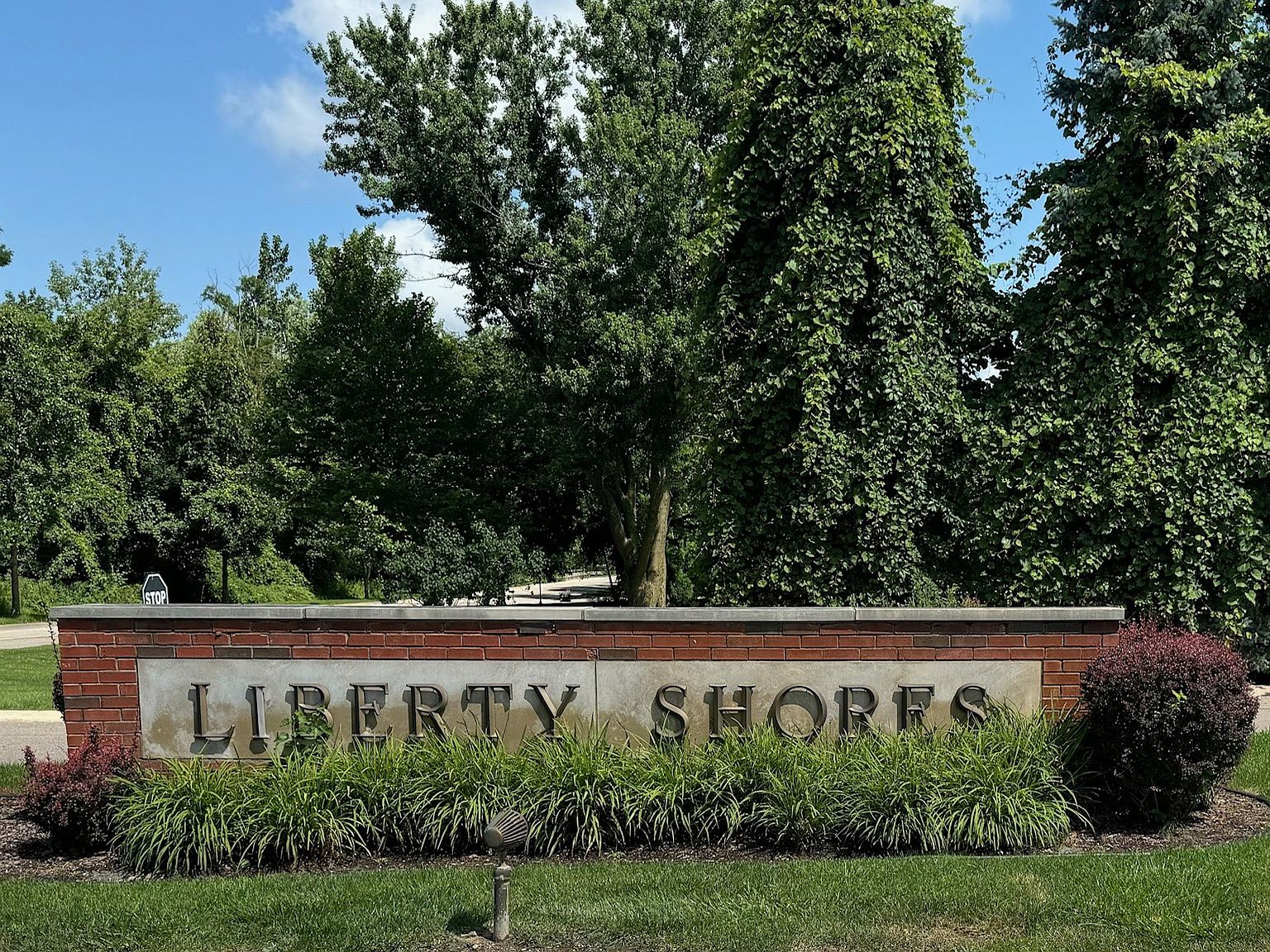 Liberty Shores by Lombardo Homes Michigan in Fenton Township MI | Zillow