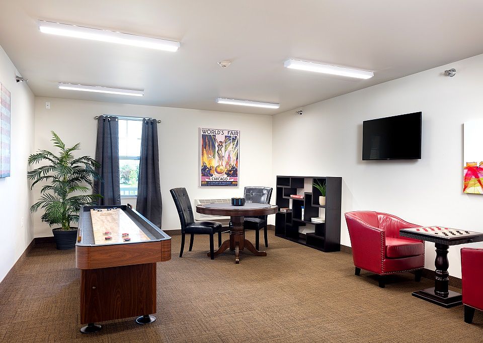 Eastland Court Senior Living - 19301 E Eastland Center Ct Independence ...