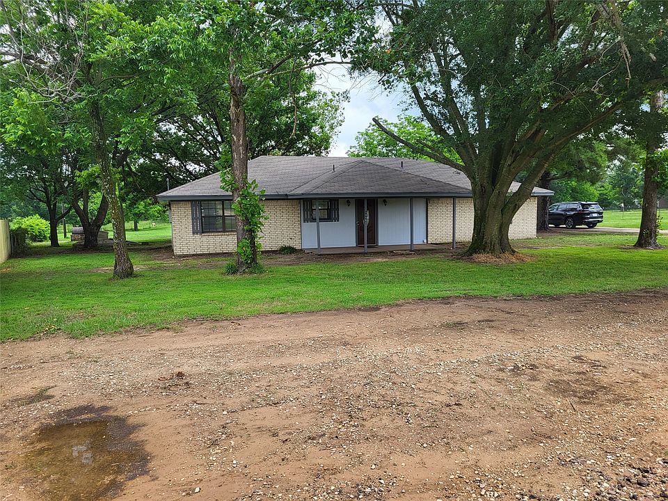 9906 Us Highway 271 N, Powderly, TX 75473 | Zillow