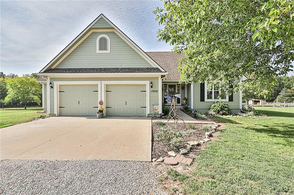 17505 E 296th St, Harrisonville, MO 64701 | Zillow