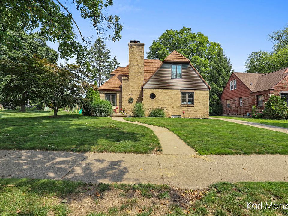 525 Marywood Dr NE, Grand Rapids, MI 49505 | Zillow