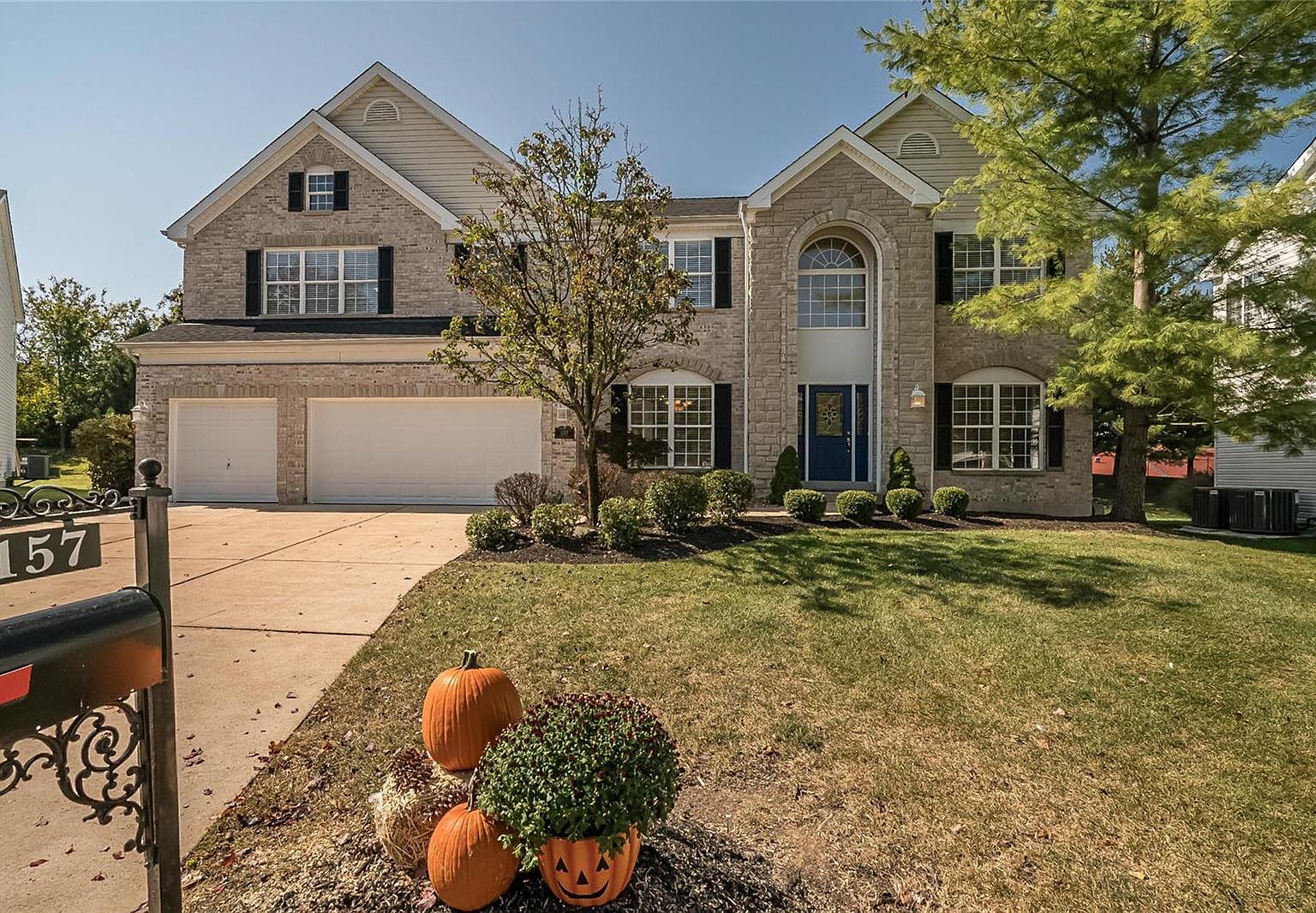 1157 Nooning Tree Dr, Chesterfield, MO 63017 | Zillow