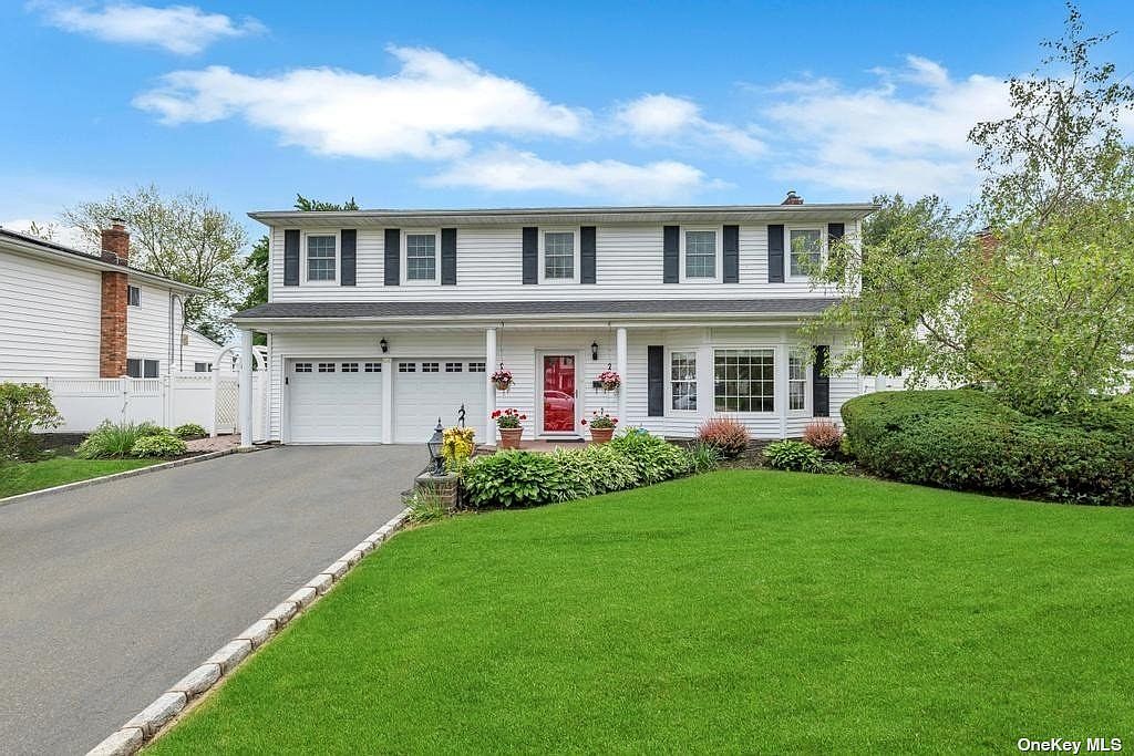 64 Primrose Lane, Kings Park, NY 11754 | Zillow