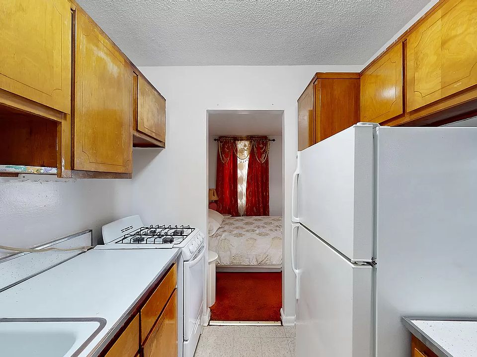 Strathmore Arms - 3443 60th St Woodside NY | Zillow