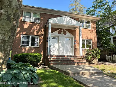 155 Clinton Ave Staten Island NY | Zillow