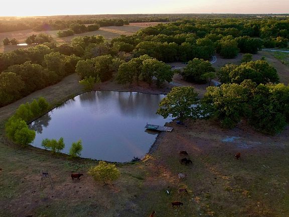 7202 Gibson Ln, Calvert, TX 77837 | Zillow