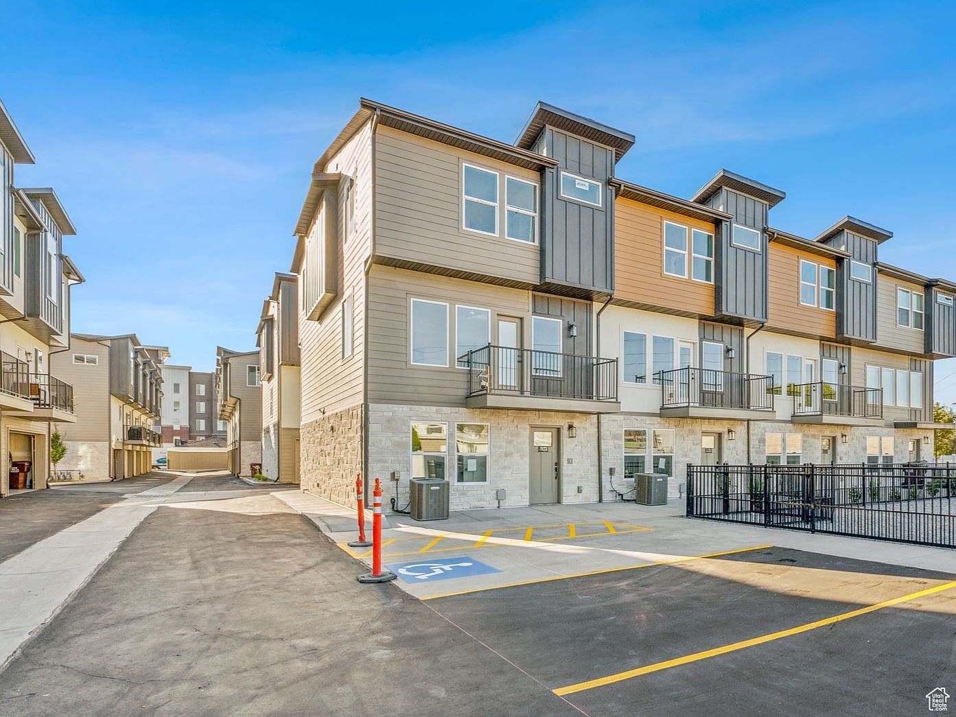 7695 S Millside Ln W #25, Midvale, UT 84047 | MLS #2026882 | Zillow