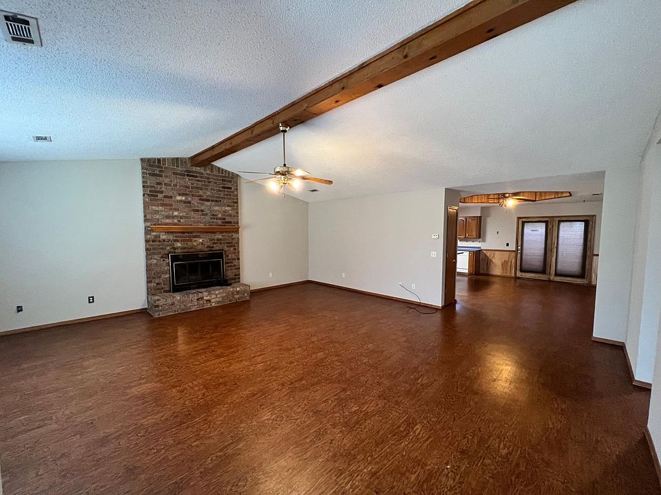 1980 S Friendship Rd Springdale AR | Zillow