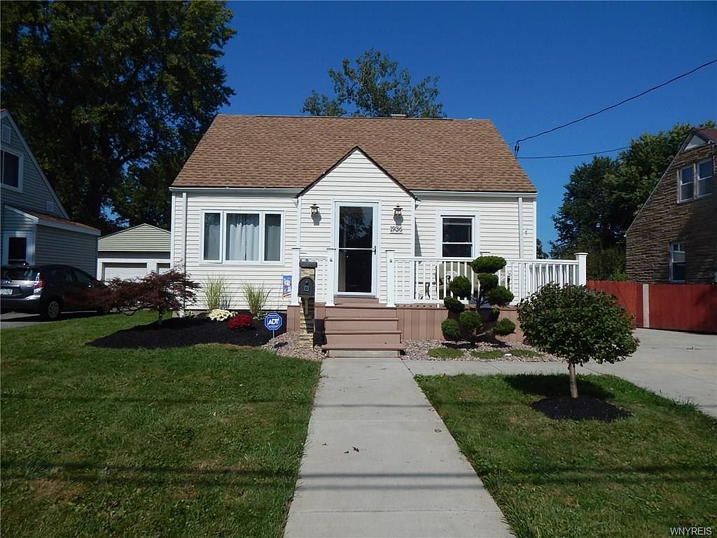 1936 Como Park Blvd, Lancaster, NY 14086 | Zillow