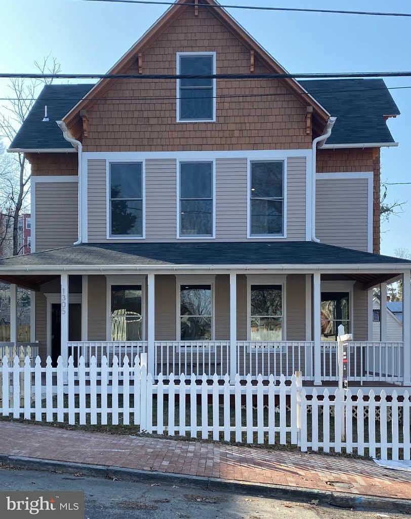 1305 Maple View Pl SE, Washington, DC 20020 | Zillow