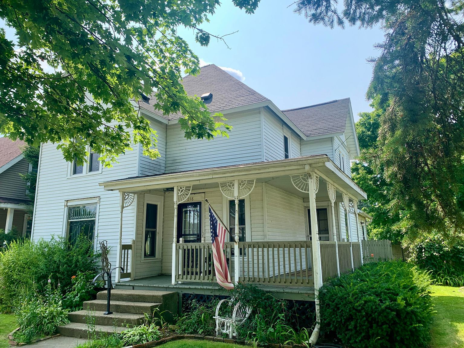 218 S Blackstone Ave, Colon, MI 49040 | Zillow