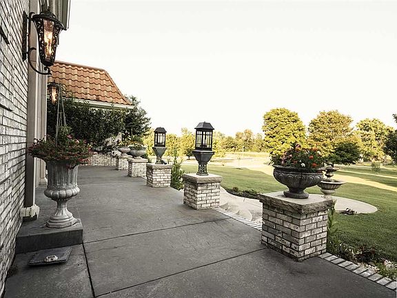 1890 Us Highway 62, Bardwell, KY 42023 | Zillow