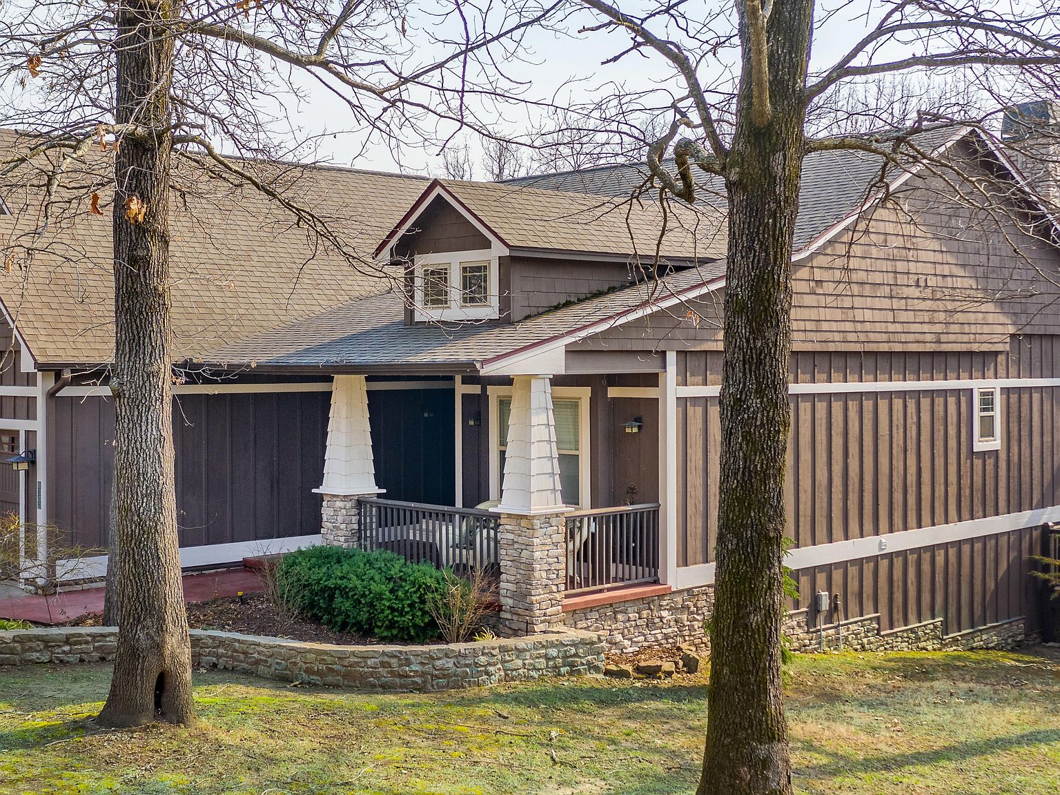 2094 Evans Dr, Grove, OK 74344 | Zillow