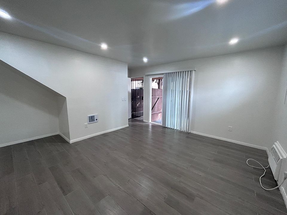 2131 1/2 S Broden St Anaheim, CA, 92802 - Apartments for Rent | Zillow