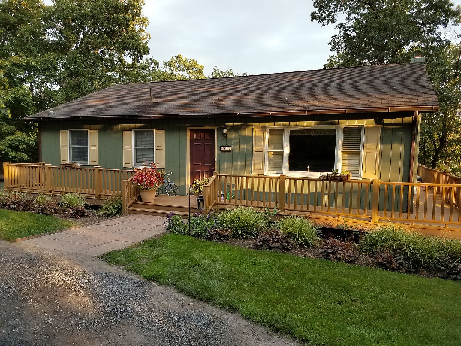 37 Mount View Ln, Mc Veytown, PA 17051 | Zillow