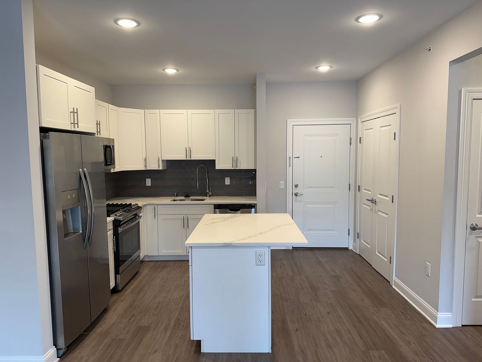 40 Park Ave UNIT 301, Park Ridge, NJ 07656 | Zillow