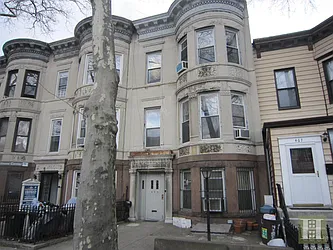 463 77th Street MED-OFFICE MED-OFFICE in Bay Ridge, Brooklyn | StreetEasy