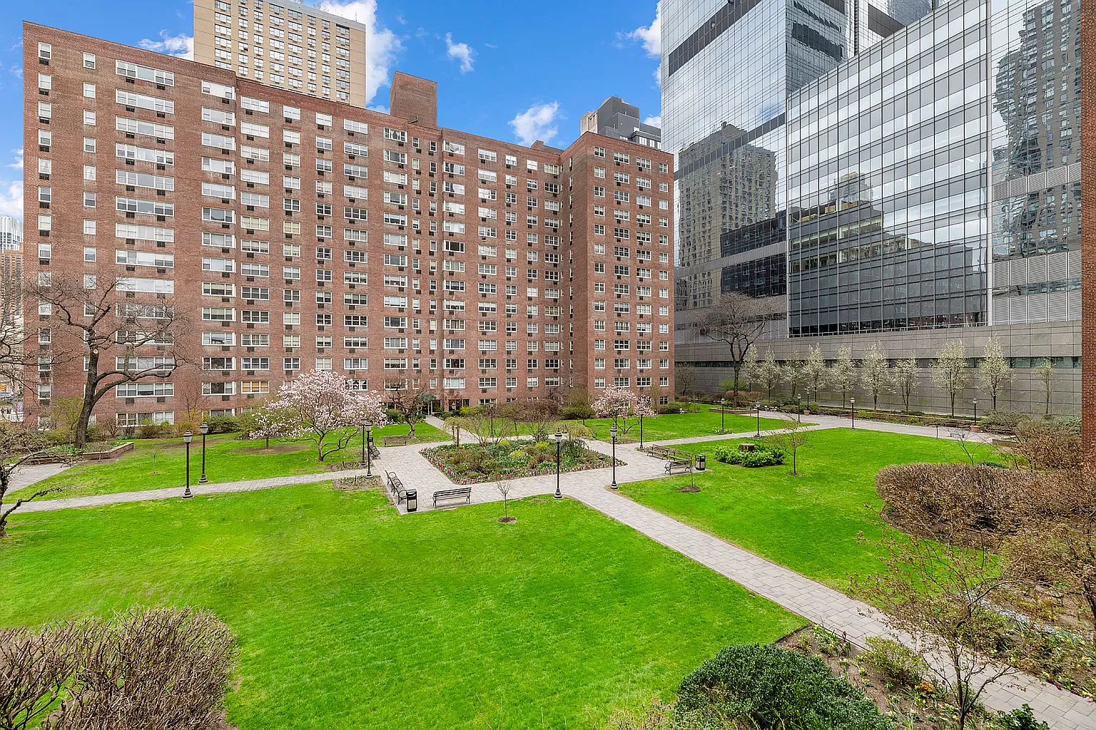 345 W 58th St APT 3W, New York, NY 10019 | Zillow