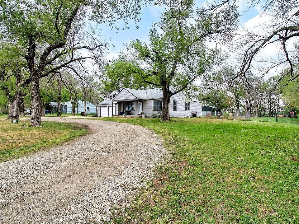 11550 S Broadway Ave, Peck, KS 67120 | Zillow