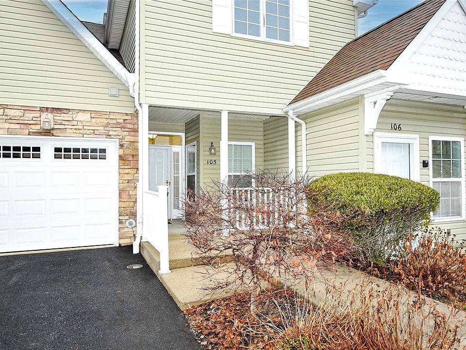 105 Pond Circle UNIT 105, Mount Sinai, NY 11766 | MLS #3523042 | Zillow