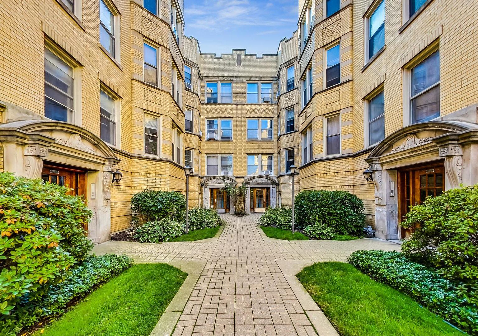 5452 S Cornell Ave APT 2E, Chicago, IL 60615 | MLS #11890059 | Zillow