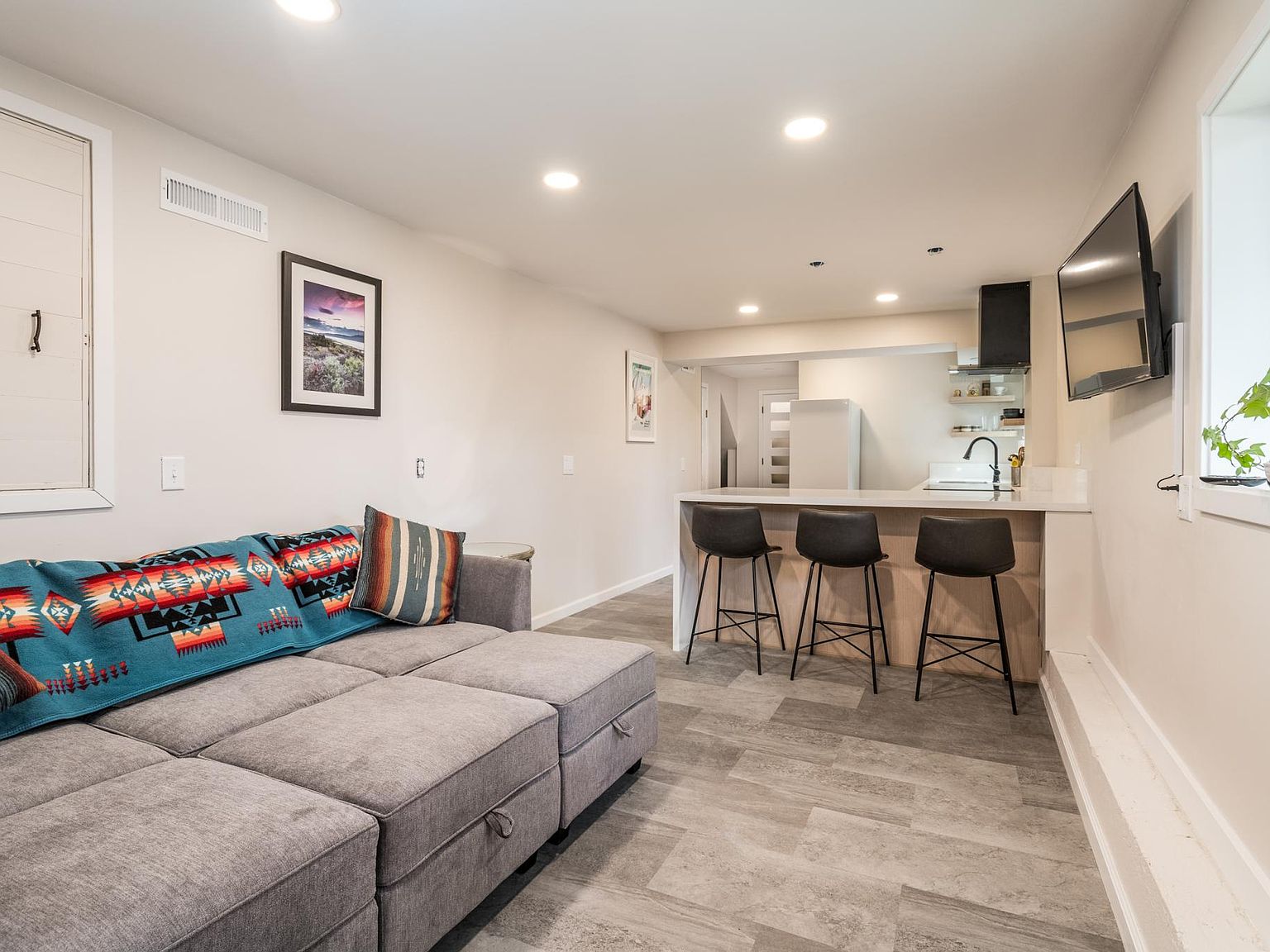 11618 Kayhoe Ct, Truckee, CA 96161 | Zillow