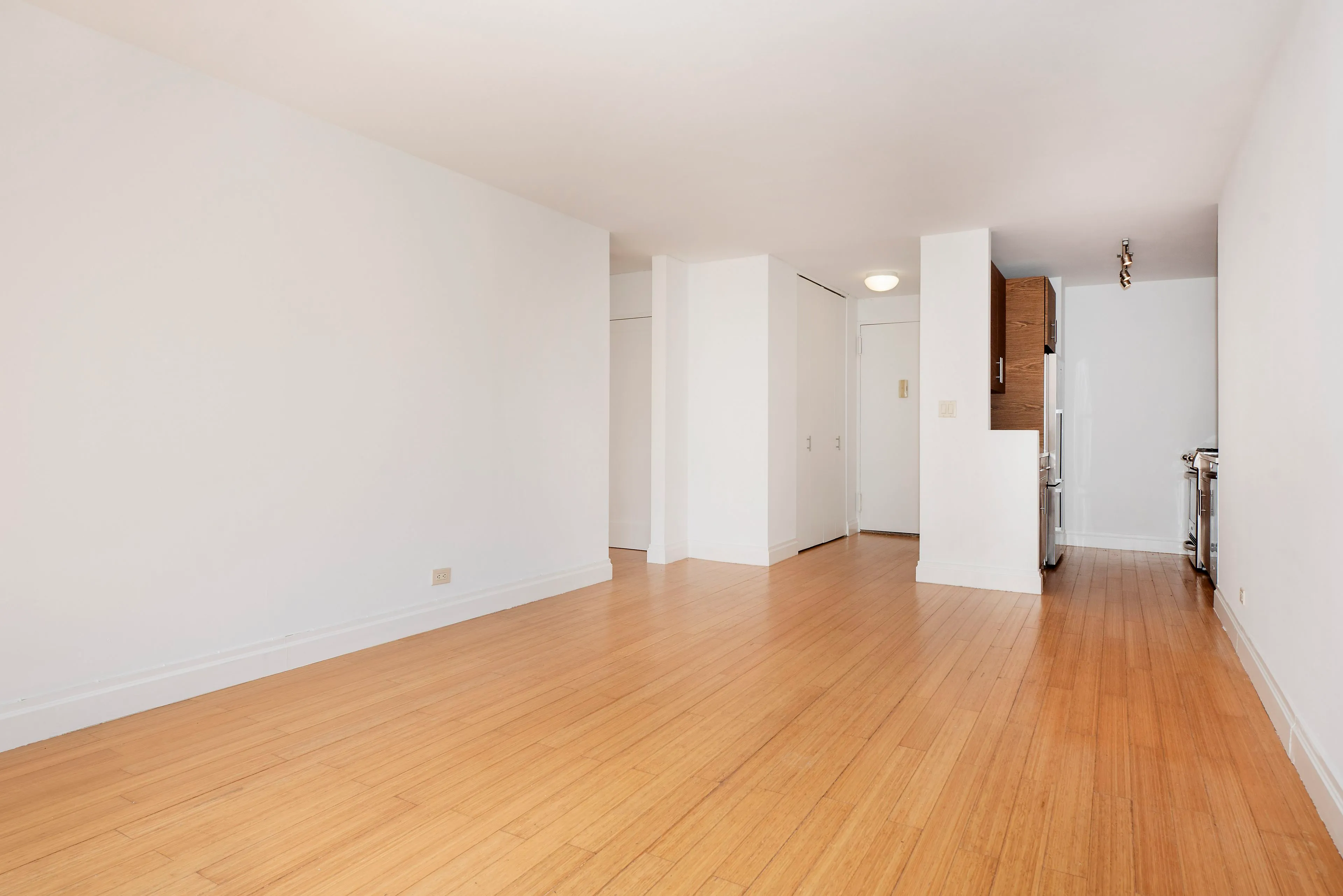 429 East 52nd Street #19D in Beekman, Manhattan | StreetEasy