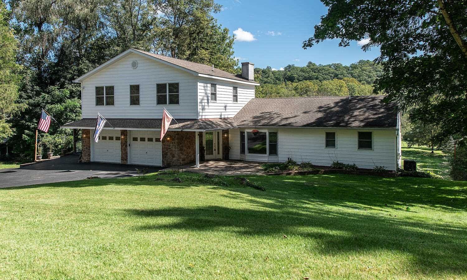 122 Hurley Rd, Salt Point, NY 12578 | Zillow