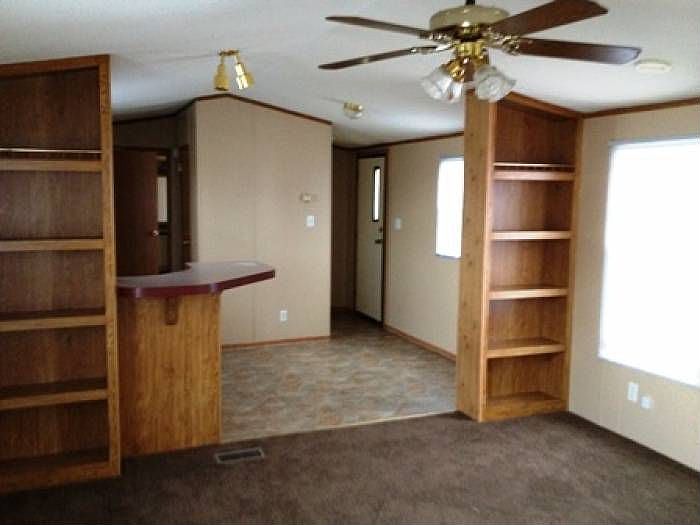 6860 Bonesteel Dr, Columbus, IN 47201 | Zillow