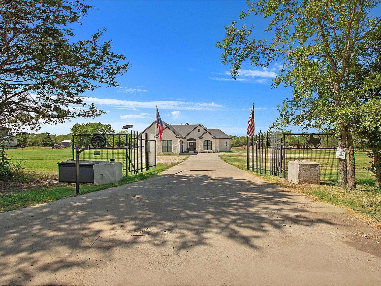 2526 County Road 2510, Quinlan, TX 75474 | MLS #20666249 | Zillow