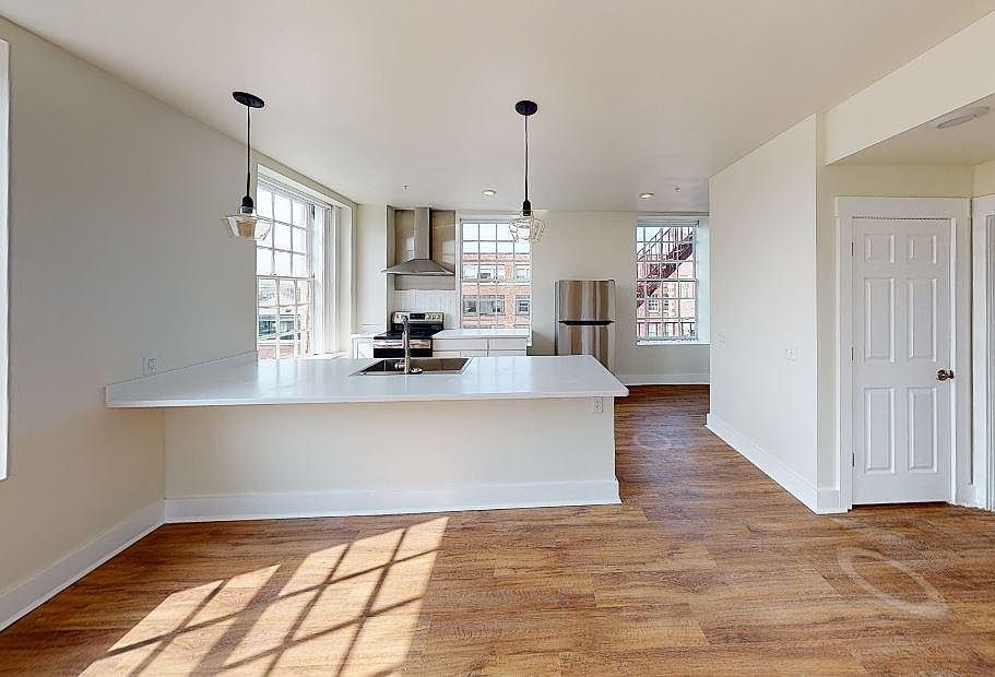 311 Alexander St #401, Rochester, NY 14604 | Zillow