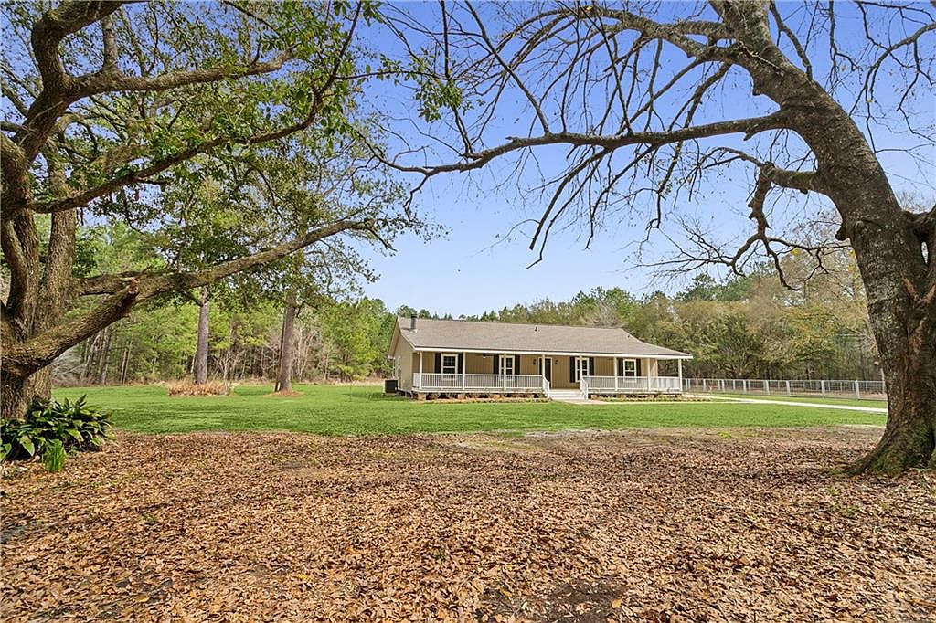 71260A Saint Charles St, Abita Springs, LA 70420 | MLS #2436718 | Zillow