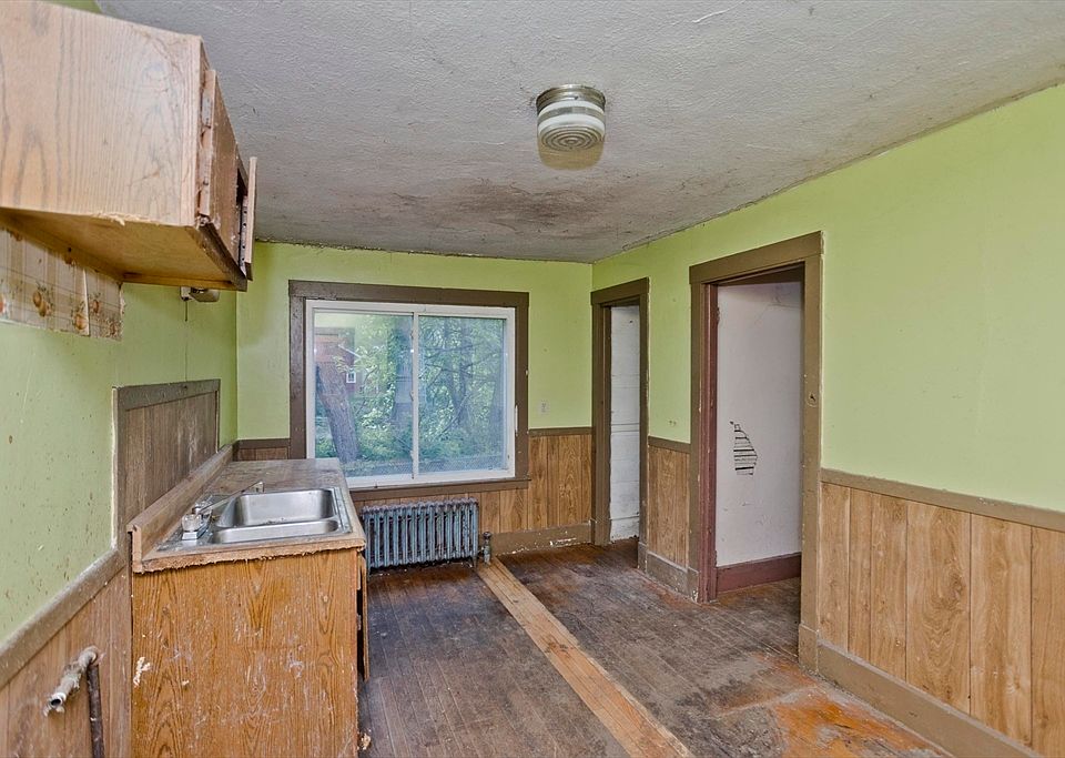 230 Main St, Leeds, MA 01053 | Zillow