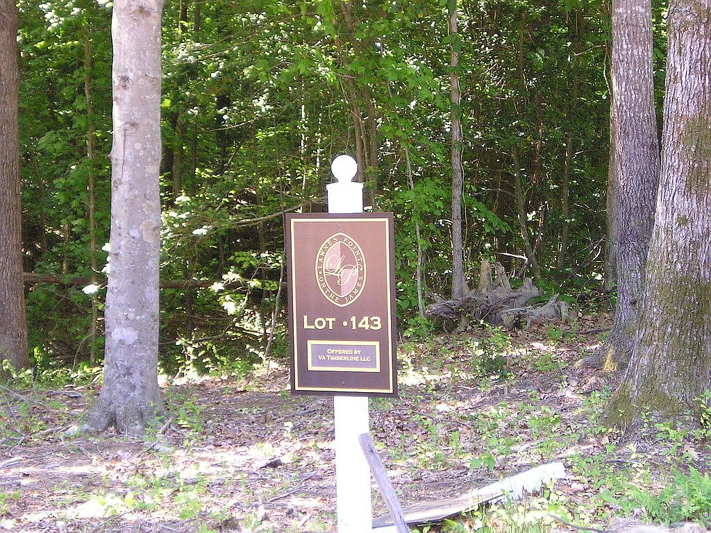 2560 Fort Huger Dr, Smithfield, VA 23430 | Zillow