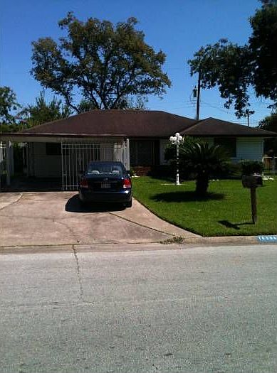 10006 Cheeves Dr, Houston, TX 77016 | Zillow