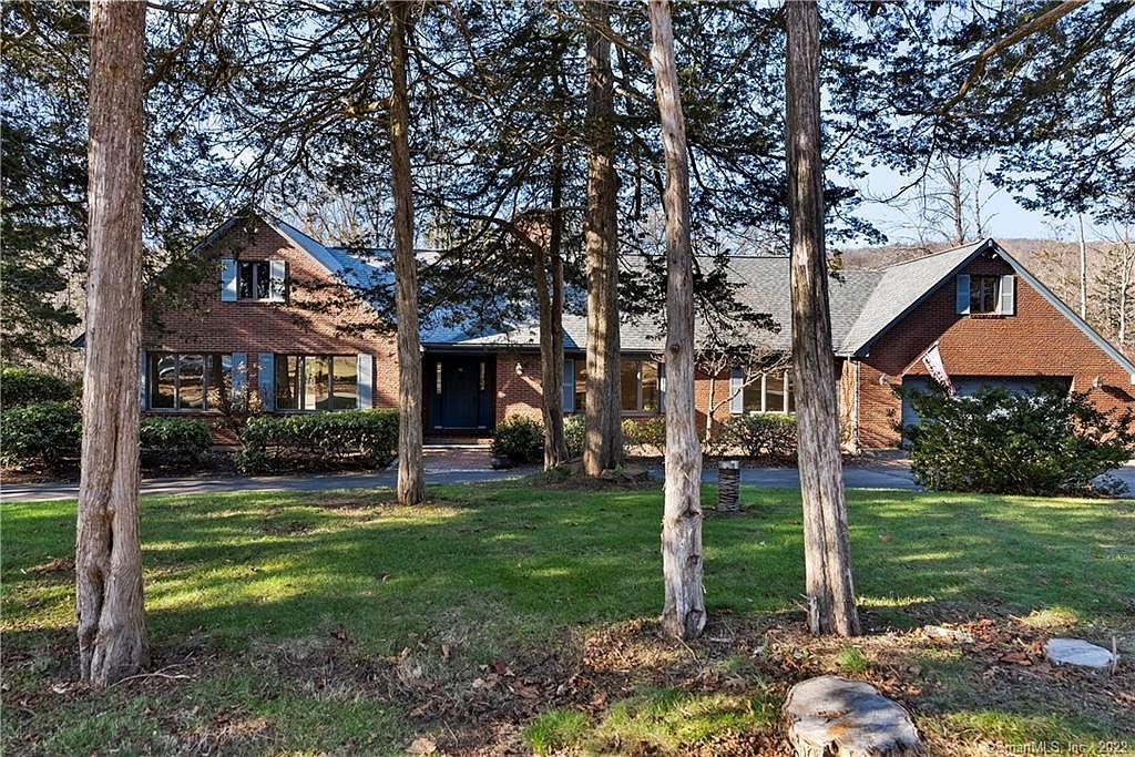 63 Duncaster Road, Bloomfield, CT 06002 | Zillow