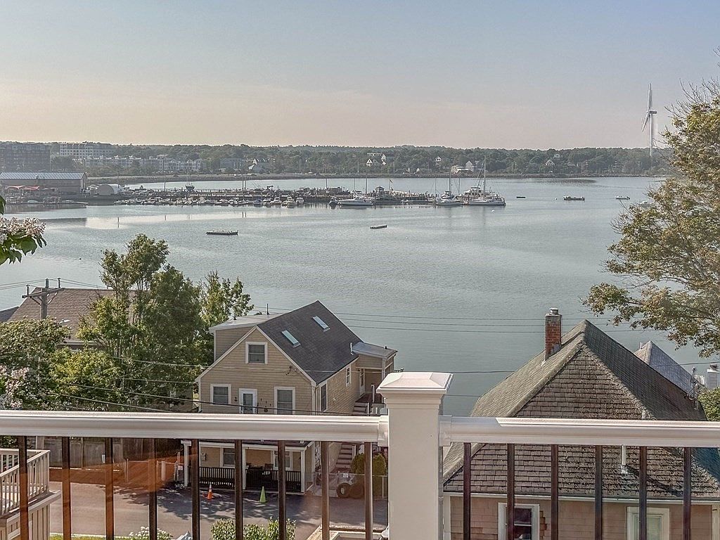18 Hillside Rd #2, Hull, MA 02045 | MLS #73135215 | Zillow