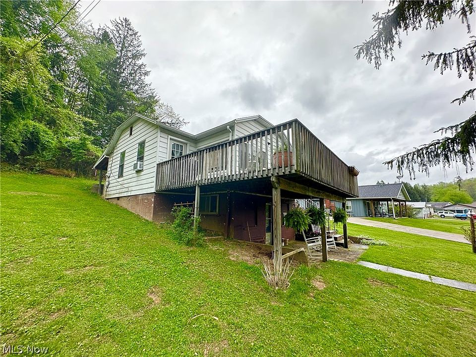 756 Crystal Lake Rd, West Union, WV 26456 | Zillow
