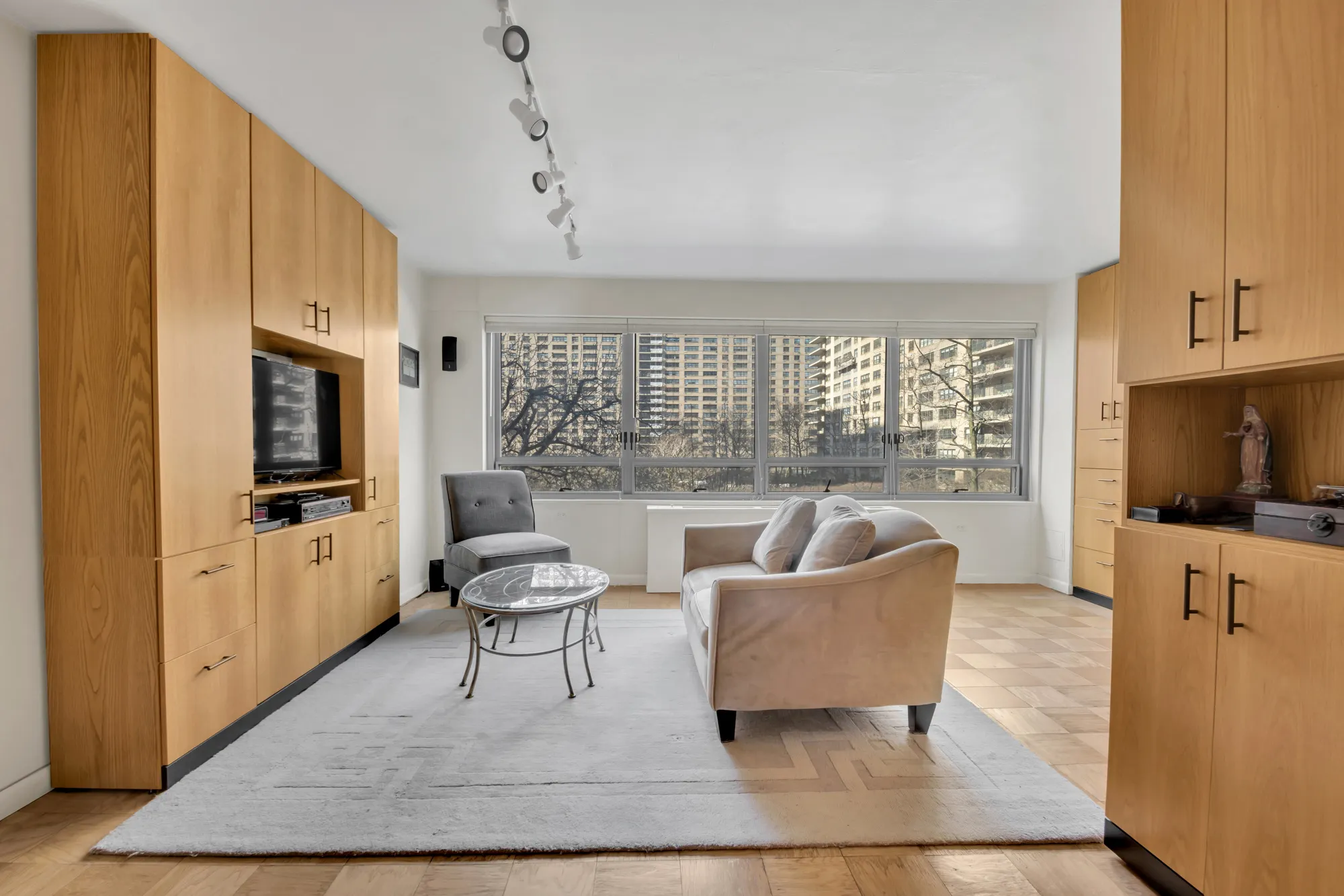 170 West End Avenue #3F in Lincoln Square, Manhattan | StreetEasy