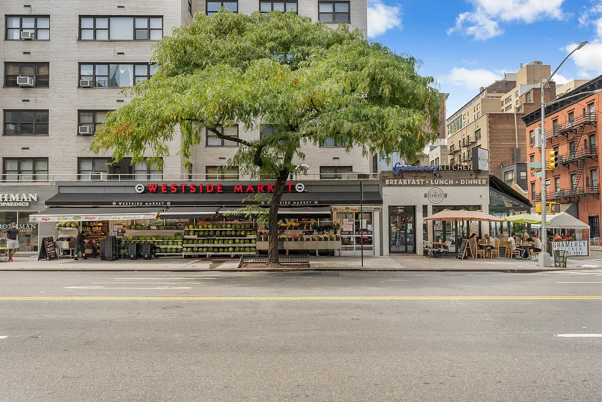 210 East 17th Street #5D in Gramercy Park, Manhattan | StreetEasy