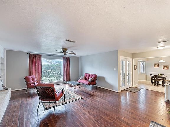 236 Cooper Dr, Hurst, TX 76053 | Zillow