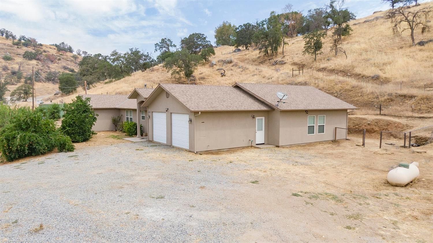 35080 George Smith Rd, Squaw Valley, CA 93675 | Zillow