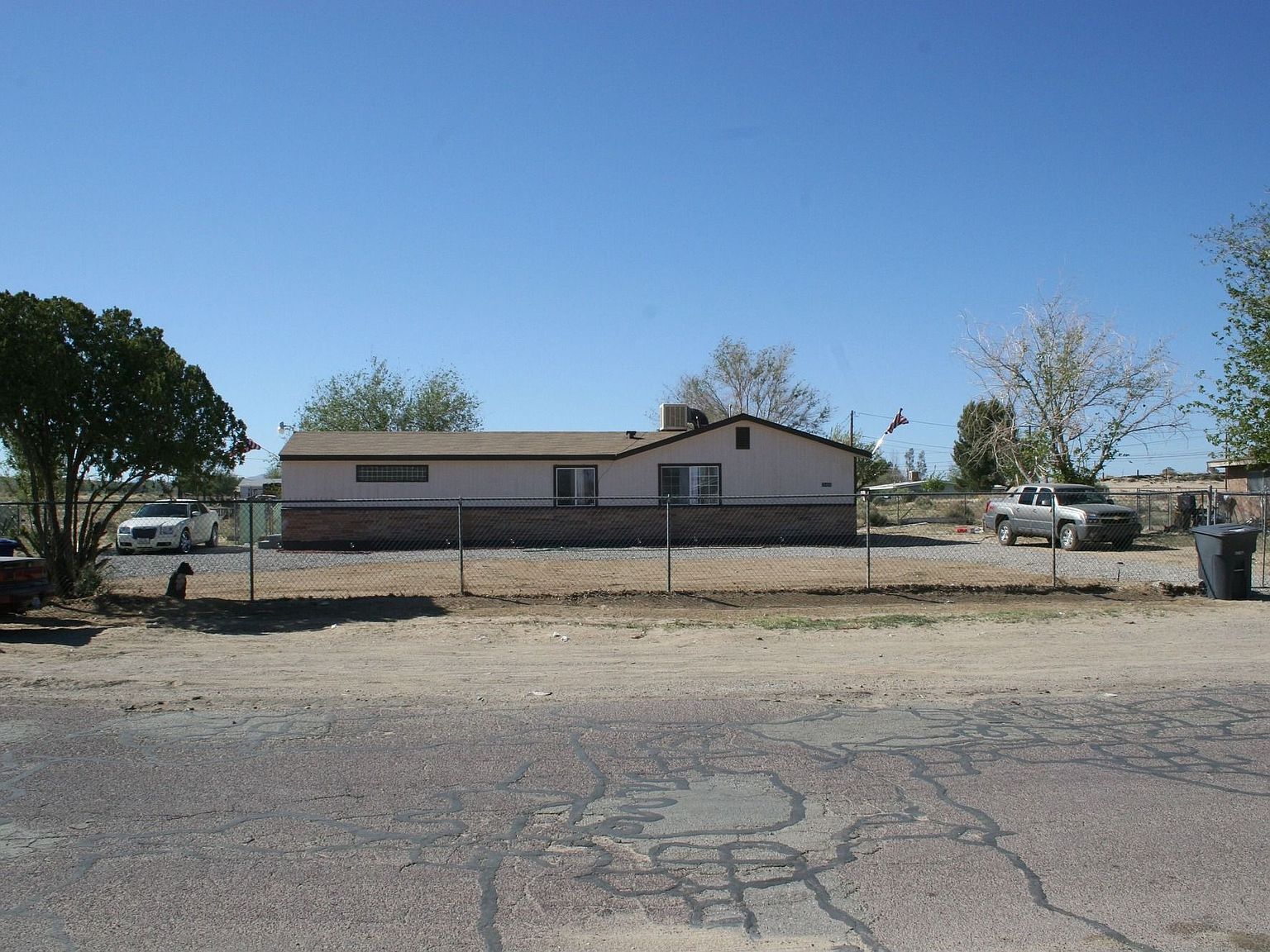 25455 Jade Rd, Barstow, CA 92311 | Zillow