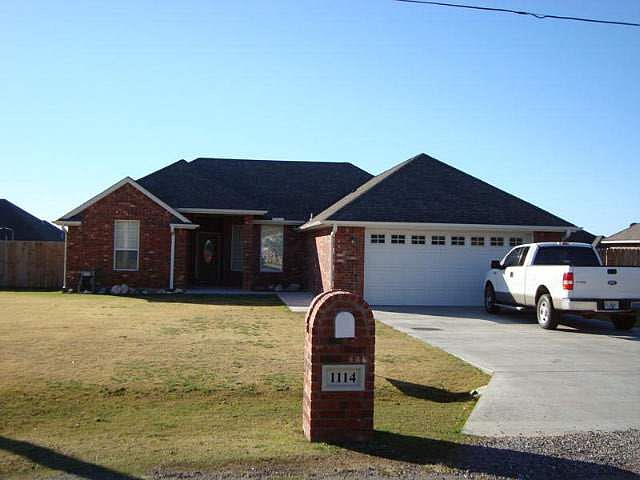 1114 1st St, Elgin, OK 73538 | Zillow