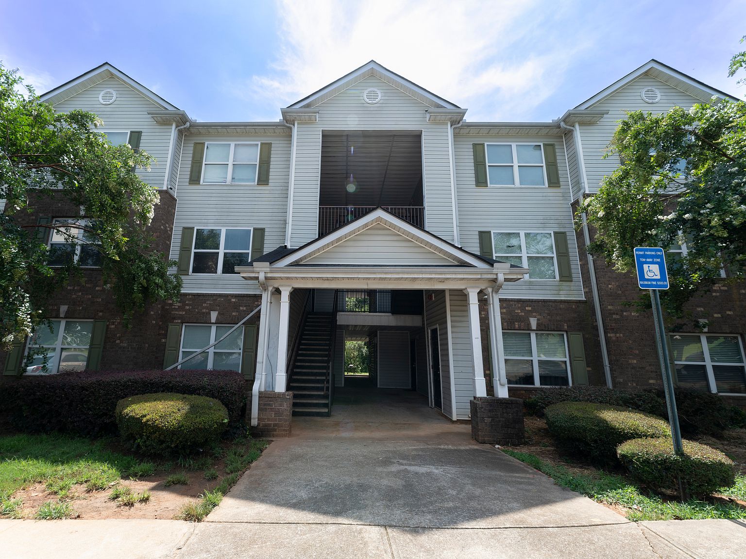 4201 Waldrop Pl, Decatur, GA 30034 | MLS #10191337 | Zillow
