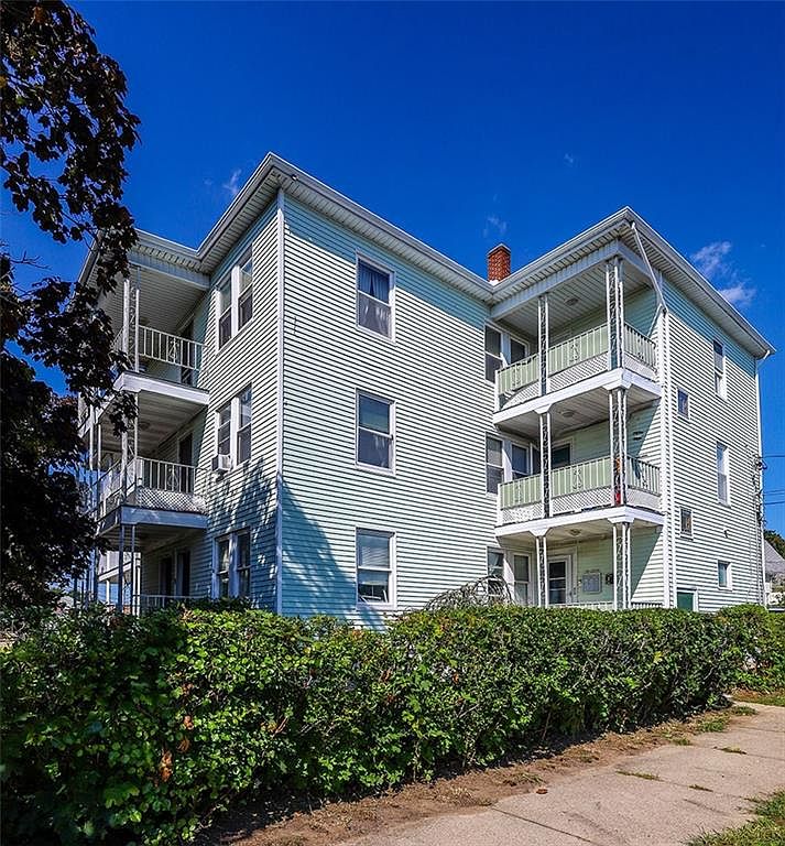 1234 Park Ave, Woonsocket, RI 02895 | Zillow