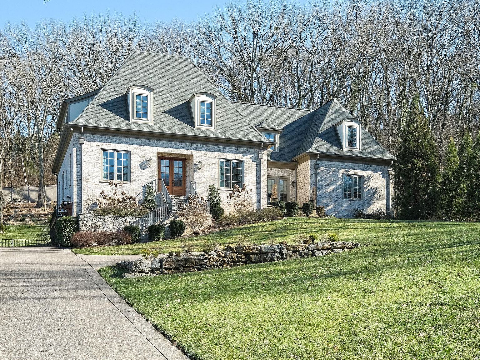 4515 Beacon Dr, Nashville, TN 37215 | Zillow