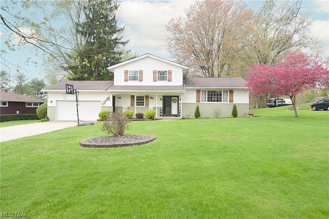 5926 Dailey Rd, Akron, OH 44319 | Zillow