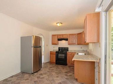 608 Raven Pl, Fayetteville, NC 28314 | Zillow